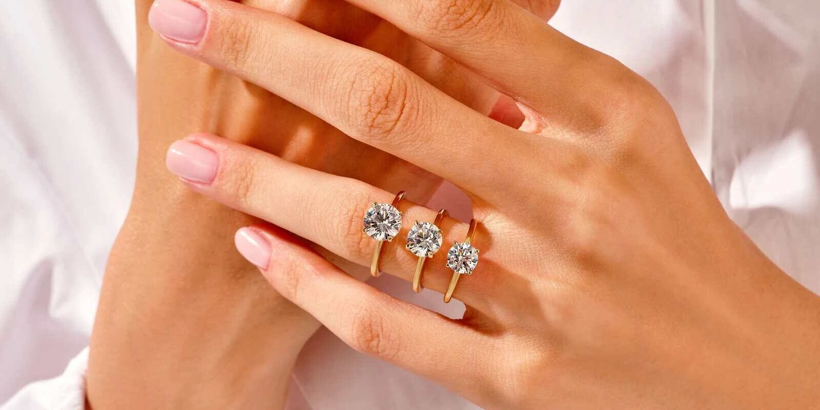 From 3 Carats to 4 Carats: How Diamond Rings Transform On Hand - Disboard